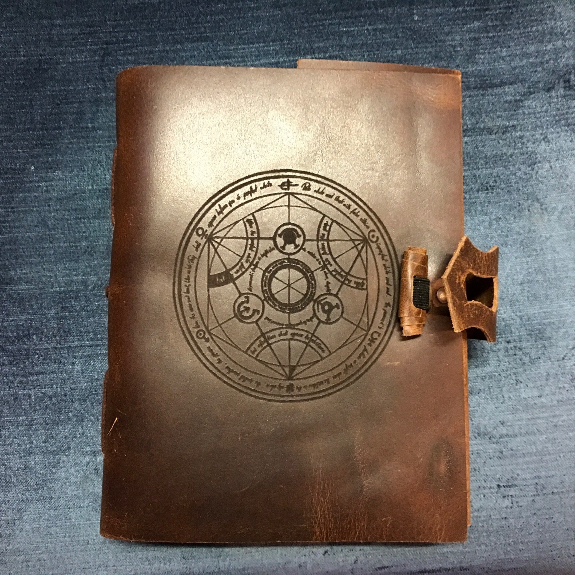 Classic brown leather Grid journal | MAGIC TREASURES BY K JARDIM